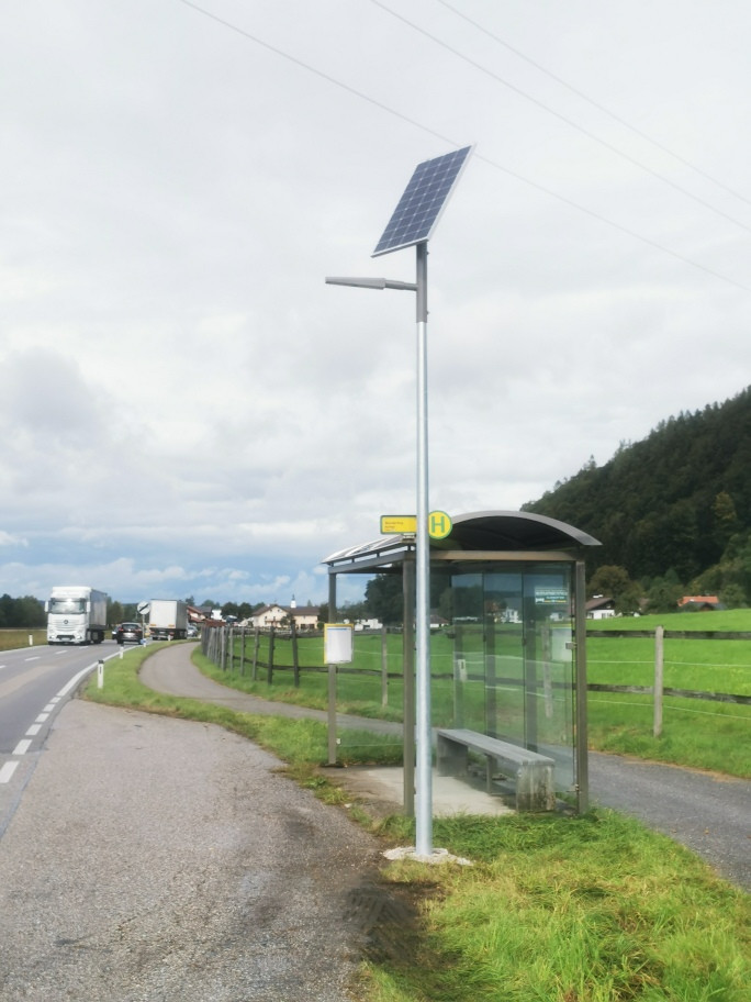 Solární lampa SUNLUX UP-150 pro stávající stožáry | Solar-Eshop